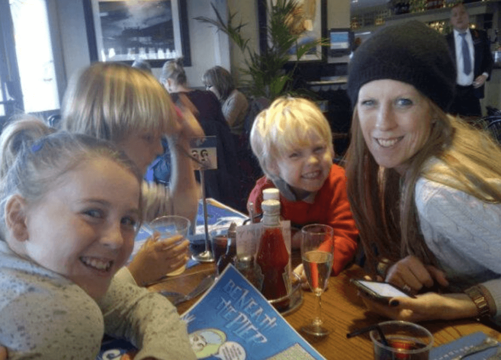 Cancer Support UK Ambassador Lisa Dawson describes her cancer journey ...